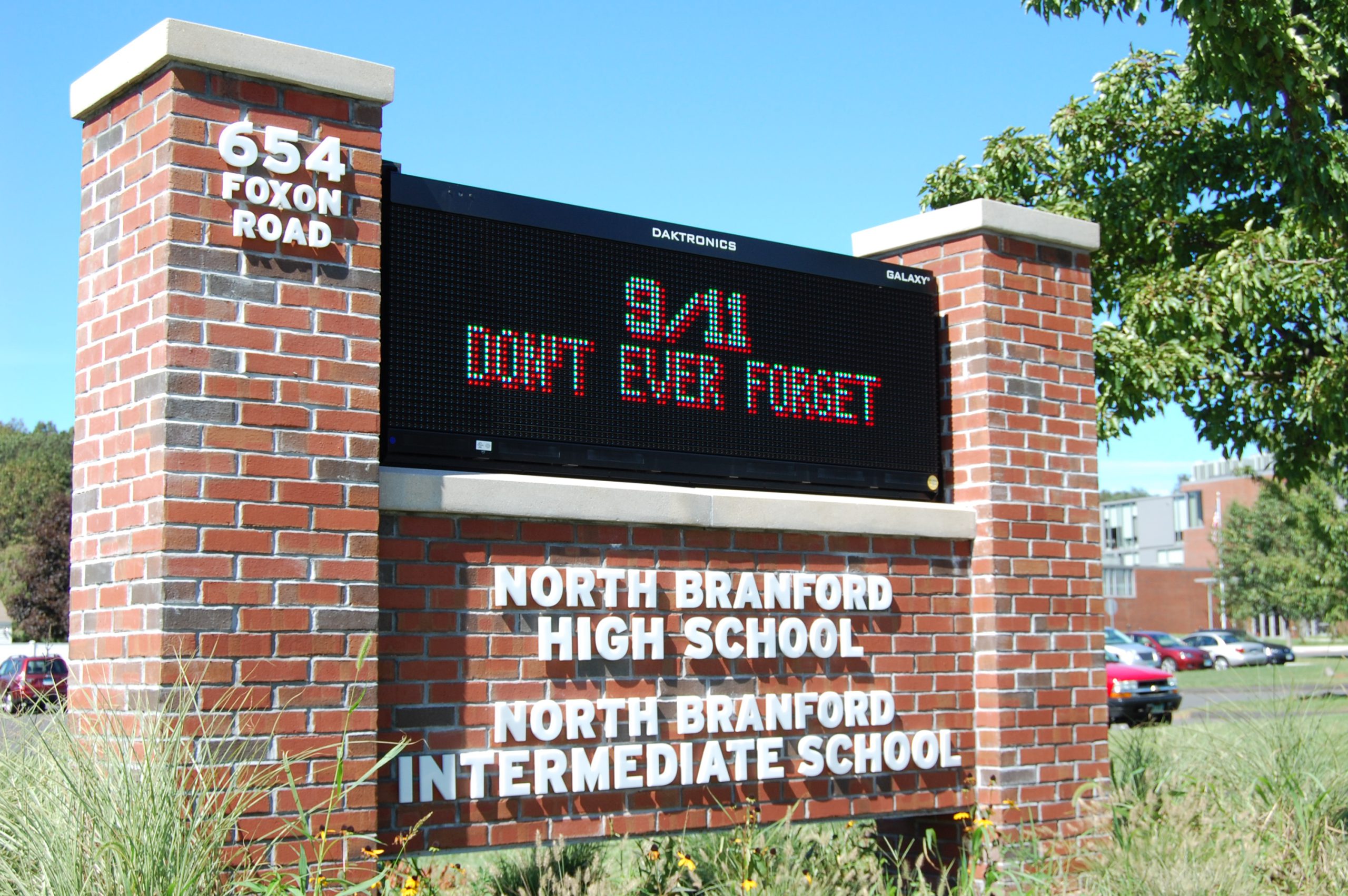 Electronic Message Centers - New Haven Sign